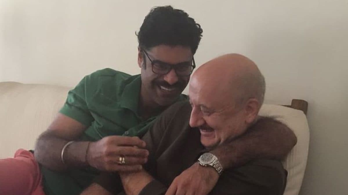 Sikandar Kher Birthday: 5 Must-Watch Web Series of the Aarya Actor ...