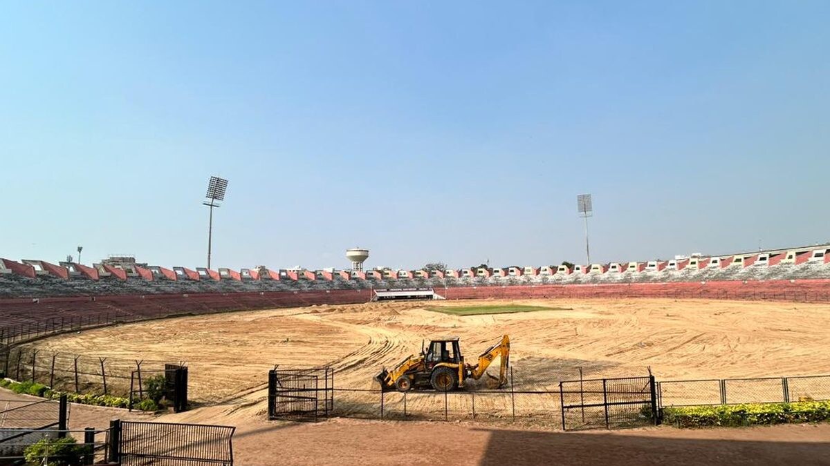 The Forgotten Cricket Stadium in Ahmedabad Which Was Way Ahead of Time ...