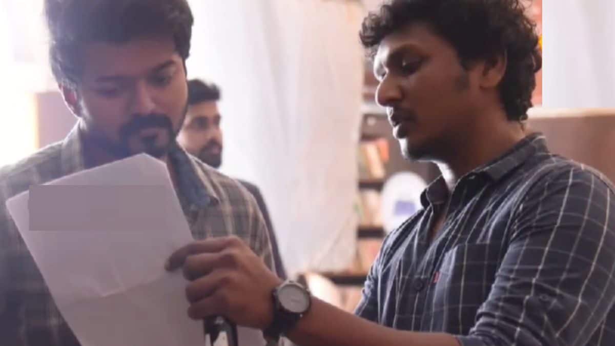 As Leo Hits Theatres, Vijay Fans In Trichy Take Out Motorbike Rallies ...