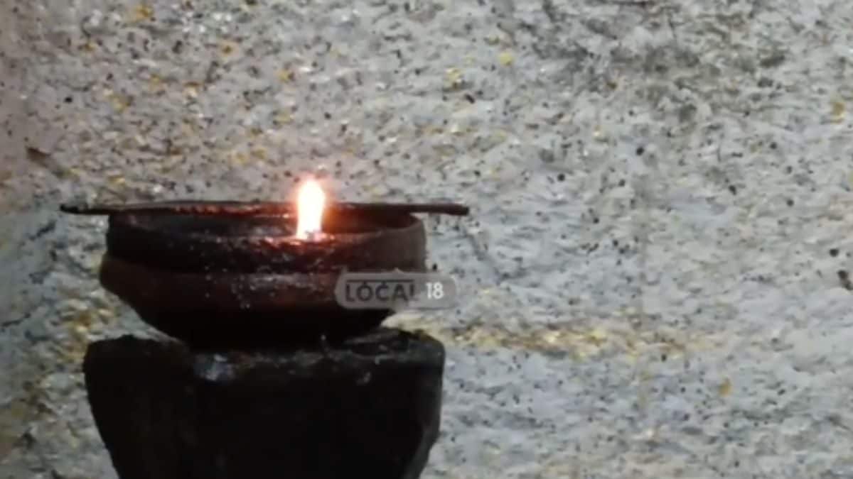 At This Telangana Temple, Akhanda Deepam Is Being Lit For 700 Years ...