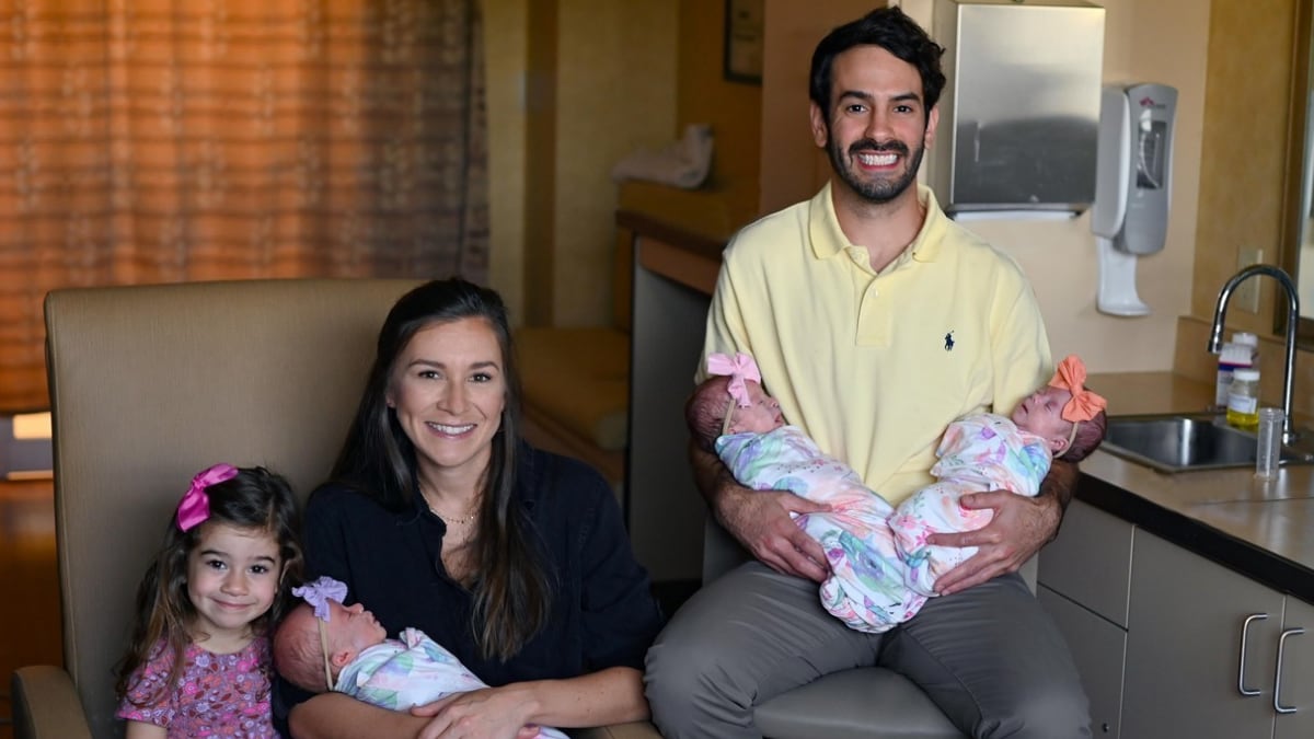 What Are The Odds: US Couple Give Birth To Spontaneous, Identical ...