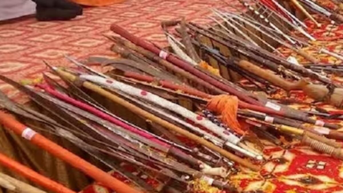 Dussehra 2023: Know The Significance Of Shastra Puja And Rituals To ...