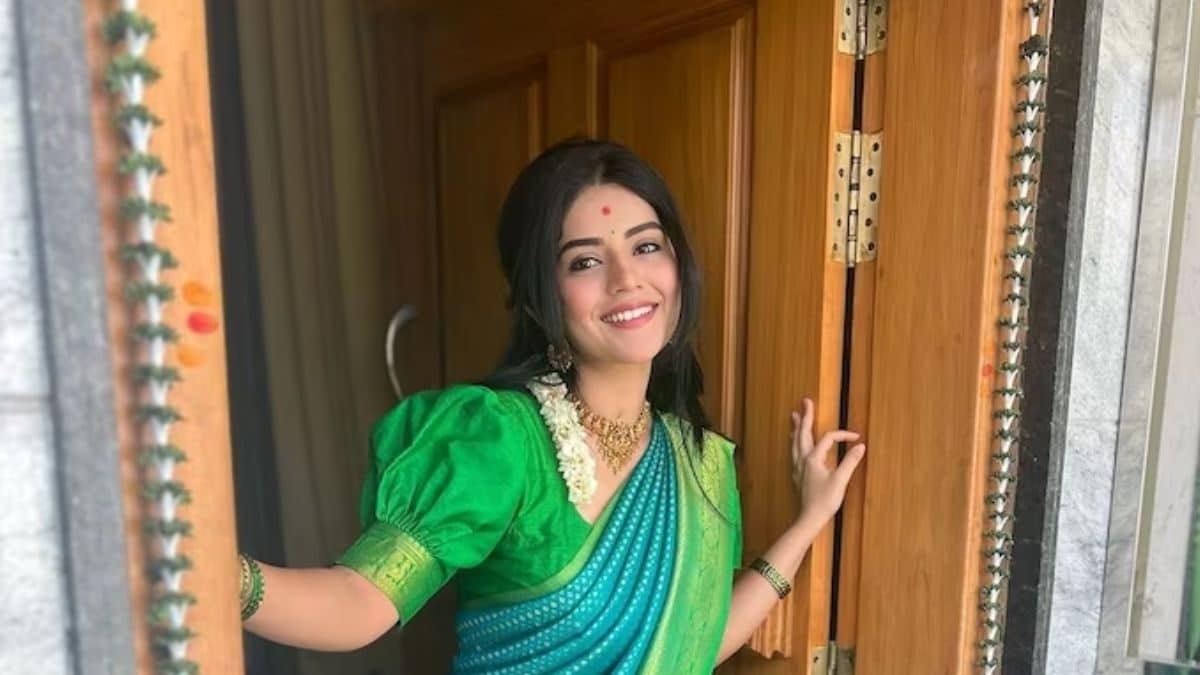 Megha Shetty Blends Simplicity With Elegance In Her Dussehra Special ...