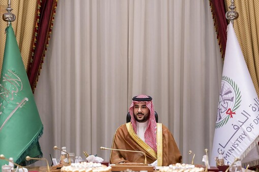 Israel-Hamas War: Saudi Defence Minister Heads to US as Fears of ...