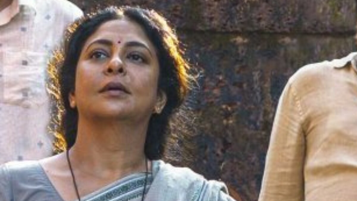 Shefali Shah On Playing Akshay Kumar's Mother In Waqt: 'Will Never Do It Again' - News18