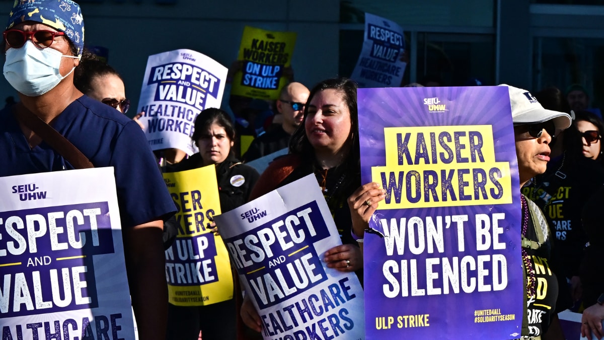 US: Tens of Thousands of Health Care Workers Begin Three-Day Strike ...