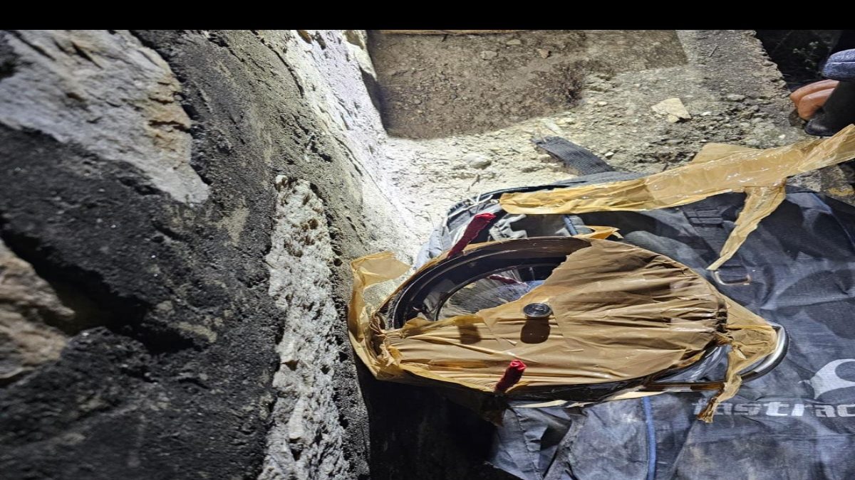 2 kg IED Found Planted by Terrorists in J&K's Kishtwar; Defused | India ...