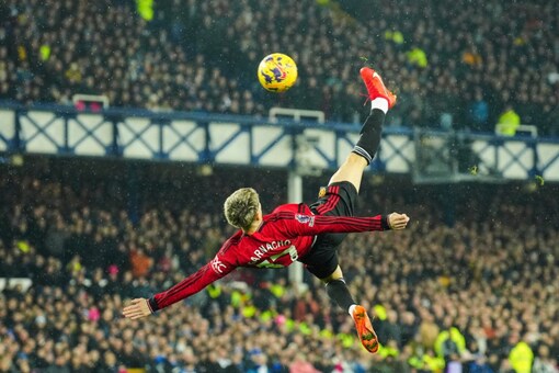 Top 10 Best Goals Scored In Football in 2023 - News18