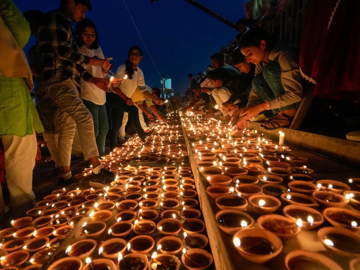 In Pics | Ayodhya Deepotsav Sets World Record As Over 22 Lakh 'Diyas ...