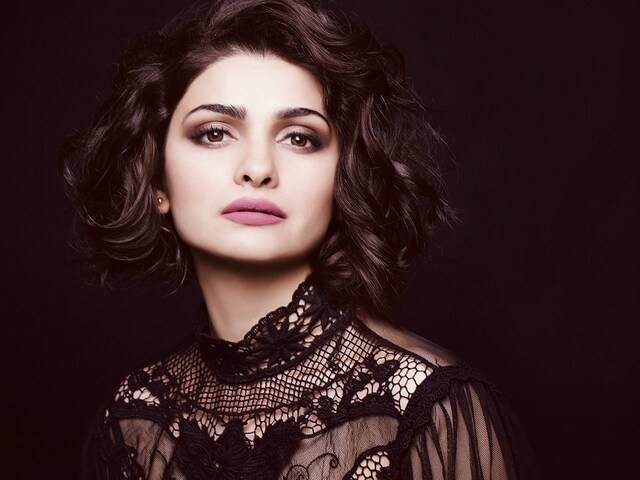 Prachi Desai On Dhootha: 'Couldn’t Have Asked For A Better Series For My Telugu Debut' - News18