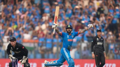 Virat Kohli Scores 50th ODI Century, First to Smash 700 Runs in World ...