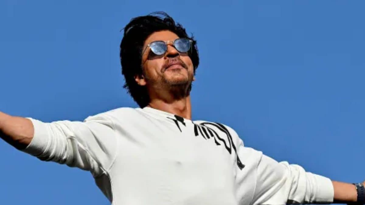 Shah Rukh Khan Stood By Scared Crew Members When Prahlad Kakkar Raised ...