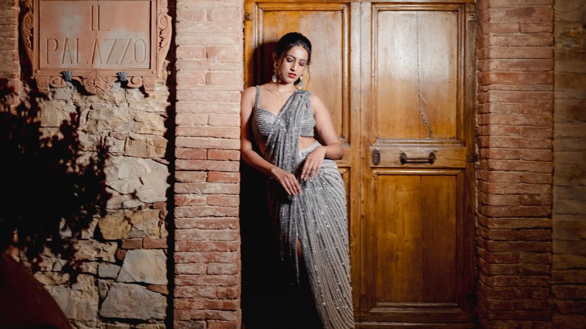 In A Silver Shimmery Saree, Niharika Konidela Is A Sight To Behold ...