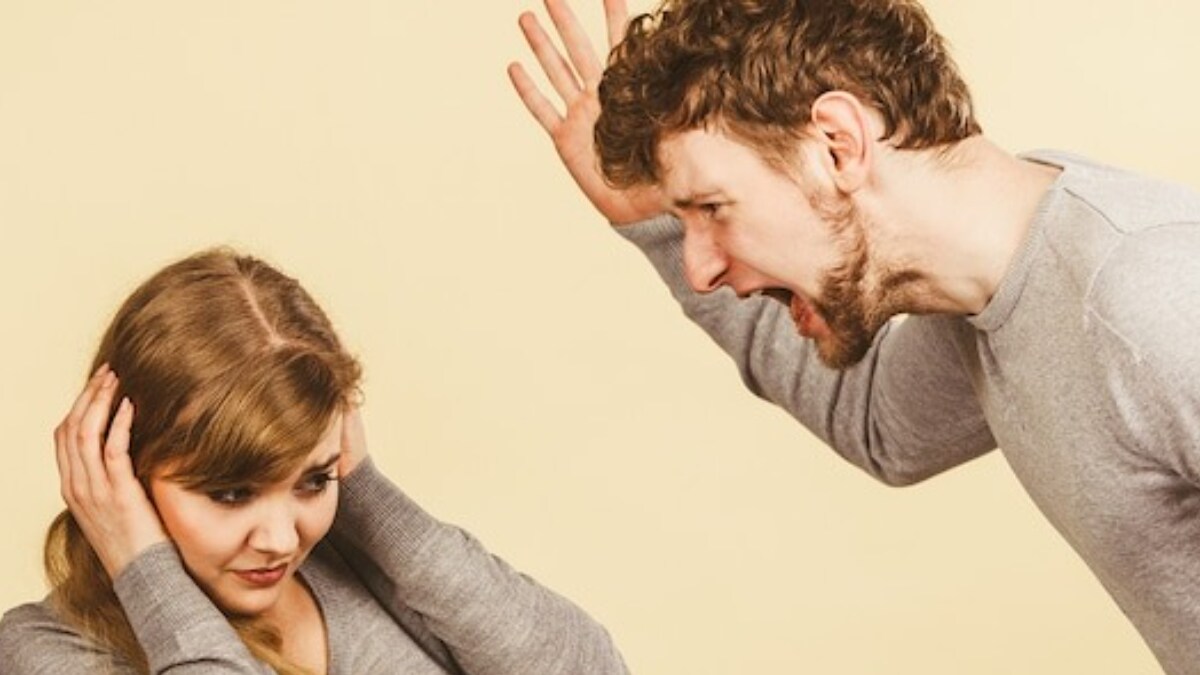 Are You In A Bad Relationship? Look Out For These 5 Tell-all Signs - News18