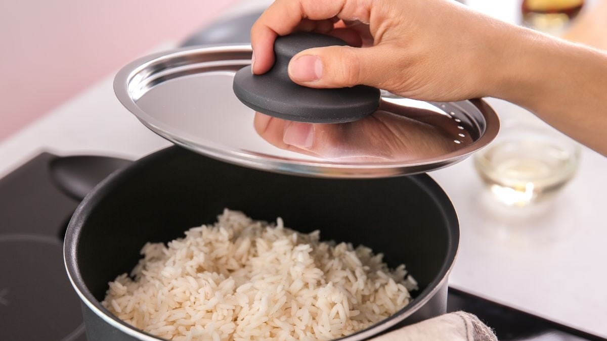 How This Vegetable Can Help You Save From Burnt Rice Smell | Lifestyle ...