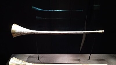 Egyptian King Tutankhamun's ‘Cursed’ Trumpets Led To World War 2 ...