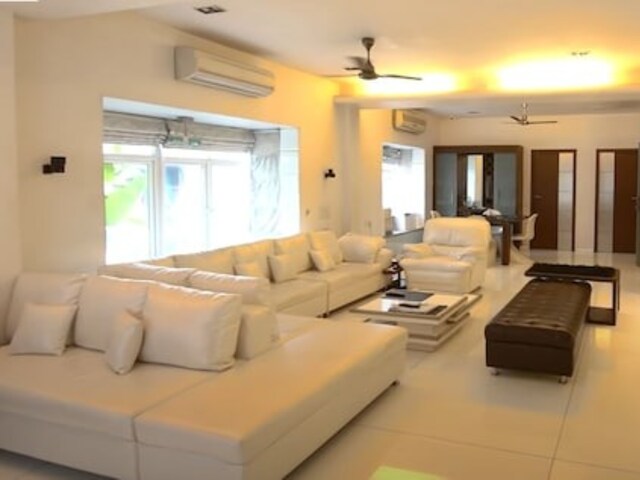 Watch: Inside The Beautiful Home Of Singer Krish And Actress Sangeetha - News18