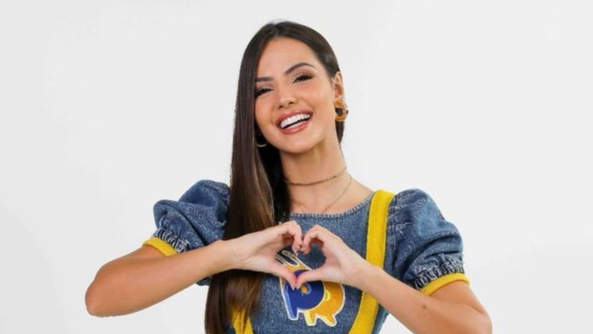 Brazilian Influencer Luana Andrade Dies After Complications During ...