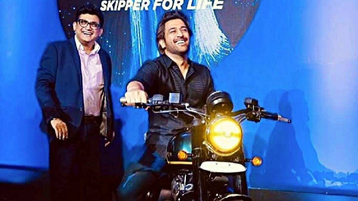 MS Dhoni’s Garage Now Includes A Customised Jawa 42 Bobber: All You ...