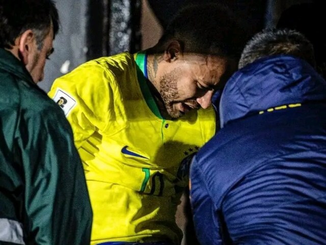 Neymar To Undergo Knee Surgery in Brazil Following Freak Injury - News18