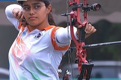 Parneet Kaur Shocks Jyothi Surekha Vennam to Bag Maiden Individual Gold ...