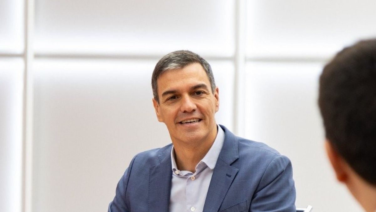 PM Modi Congratulates Spanish Leader Pedro Sanchez on Re-election ...