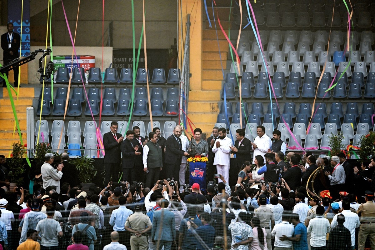 In Pictures: Sachin Tendulkar Immortalised at Wankhede Stadium With ...