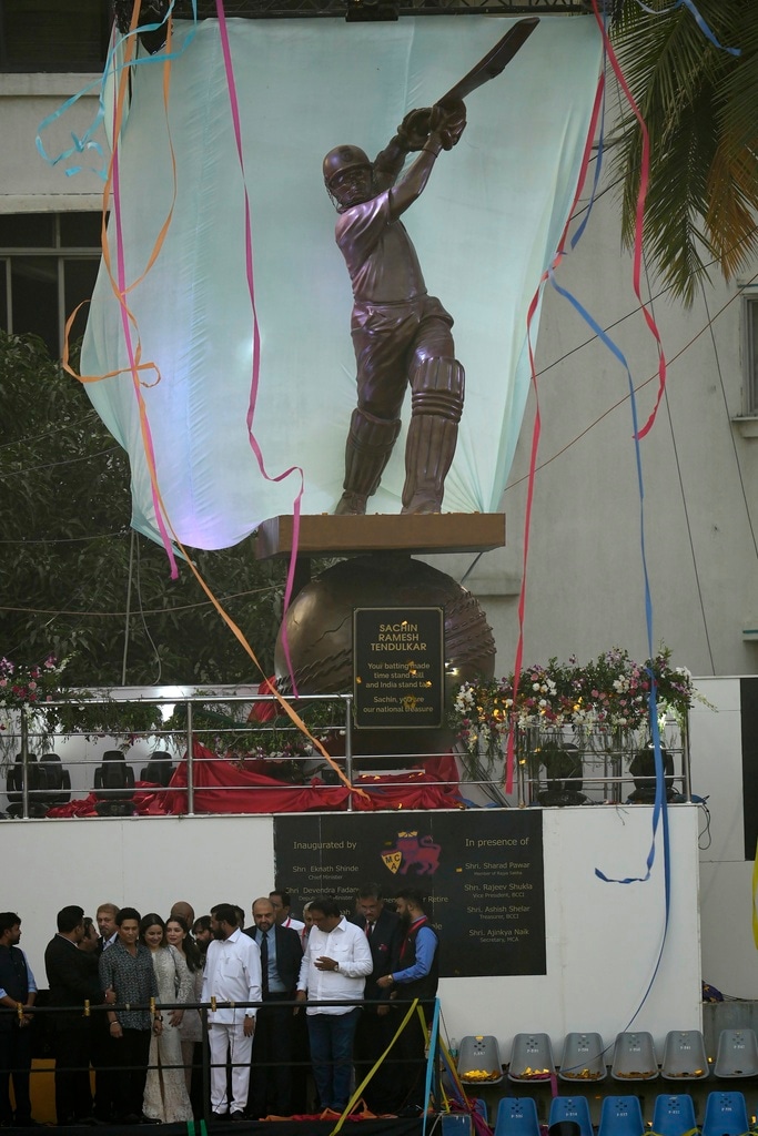 In Pictures: Sachin Tendulkar Immortalised at Wankhede Stadium With ...