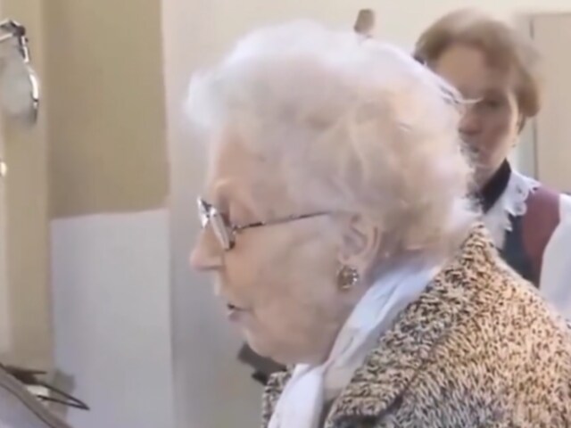 Throwback Gold: Legendary Operatic Soprano Magda Olivero Sings Panis ...