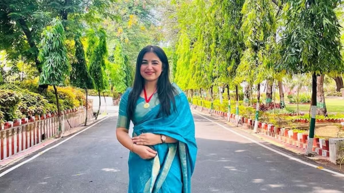 Meet IRS Purvi Nanda, Who Cracked UPSC Without Coaching And Through ...
