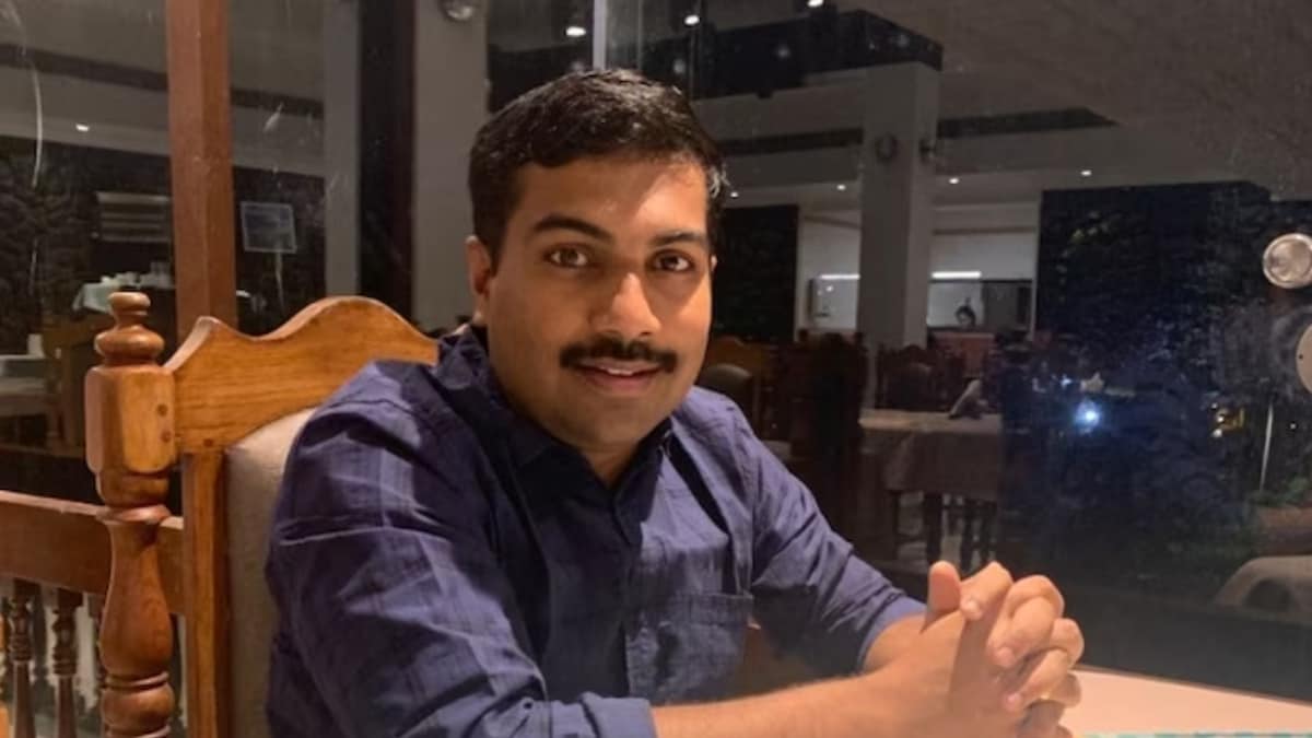 Meet IAS Lipin Raj, Who Cleared UPSC Despite Disability And Financial ...