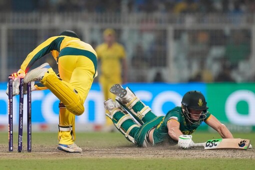 'History Repeats Itself': South Africa Bundled Out For 212 as Mega SA ...