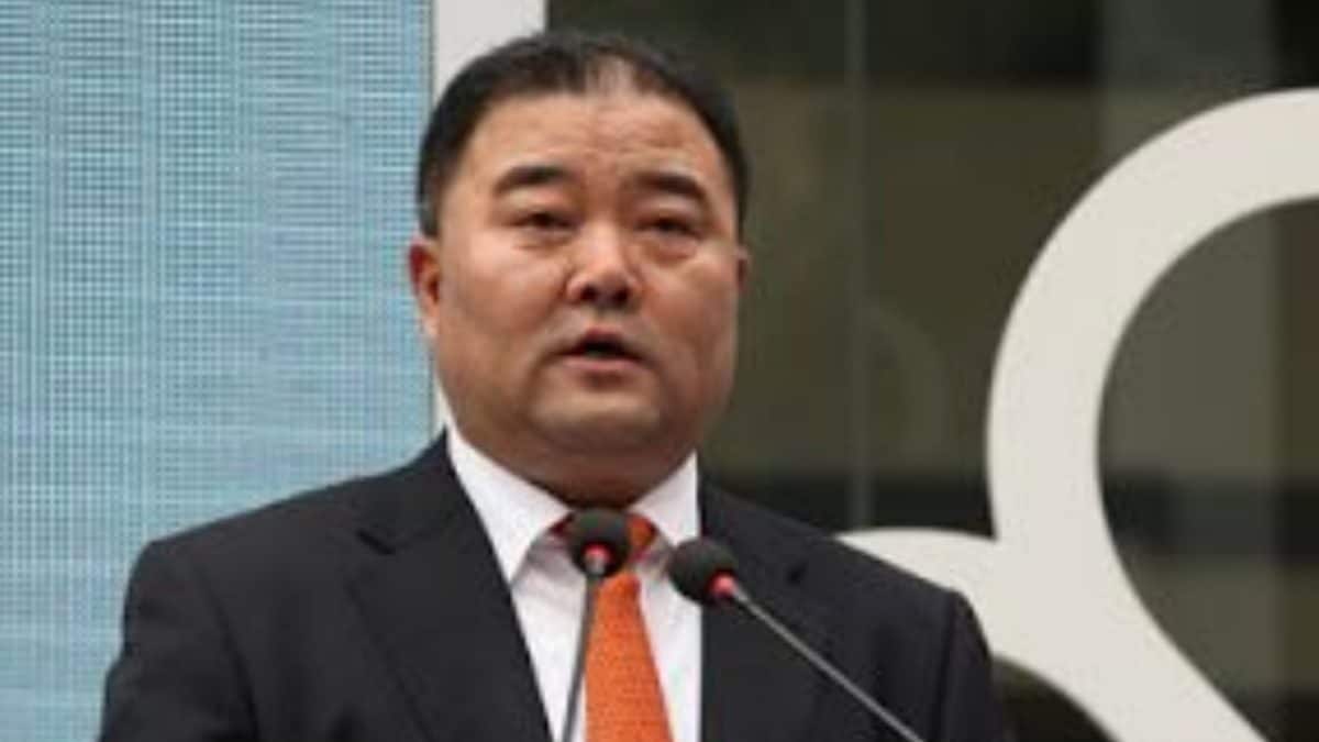 Chinese Banker Sun Deshun Jailed for Life over $134 Million Bribery ...