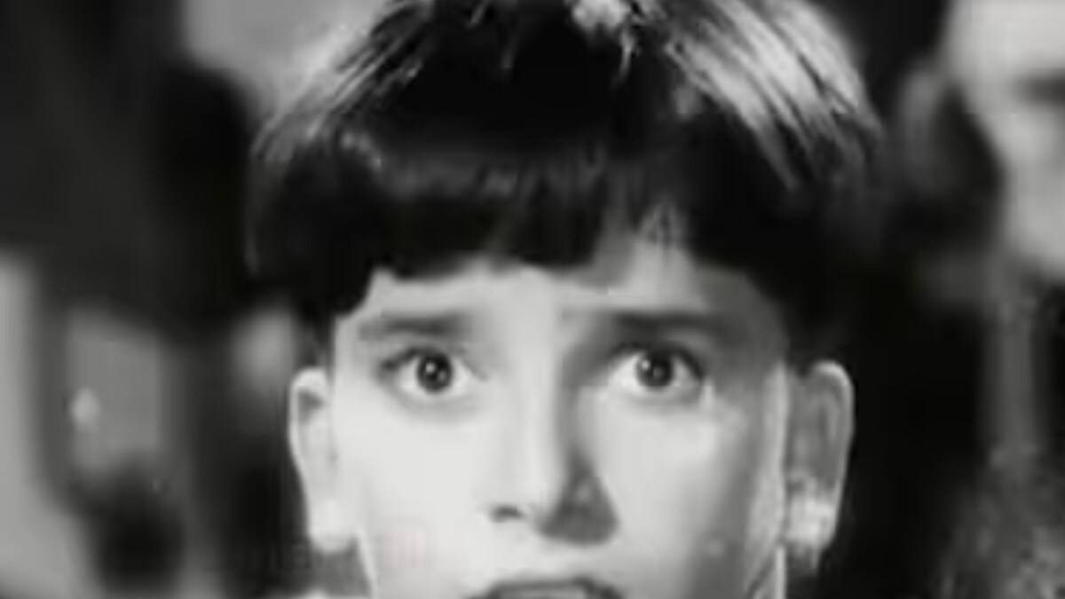 Guess This Late Actor From His Childhood Pic; Hint: He Comes From A ...