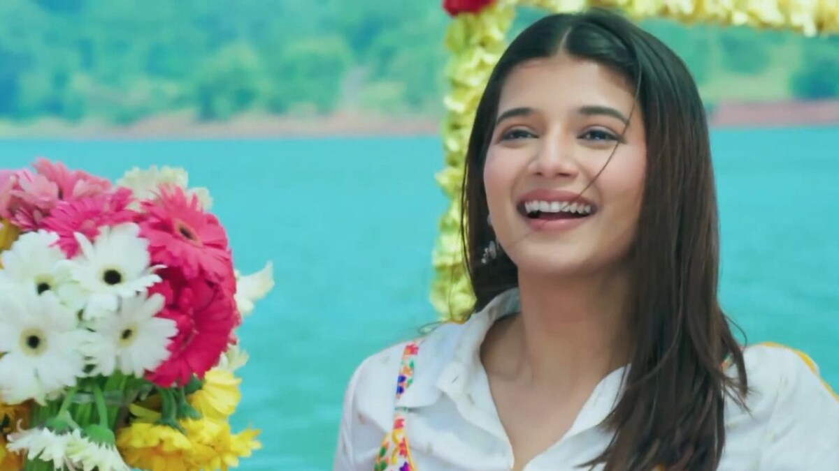 Yeh Rishta Kya Kehlata Hai Promo Samridhii Shukla As Abhira Pays