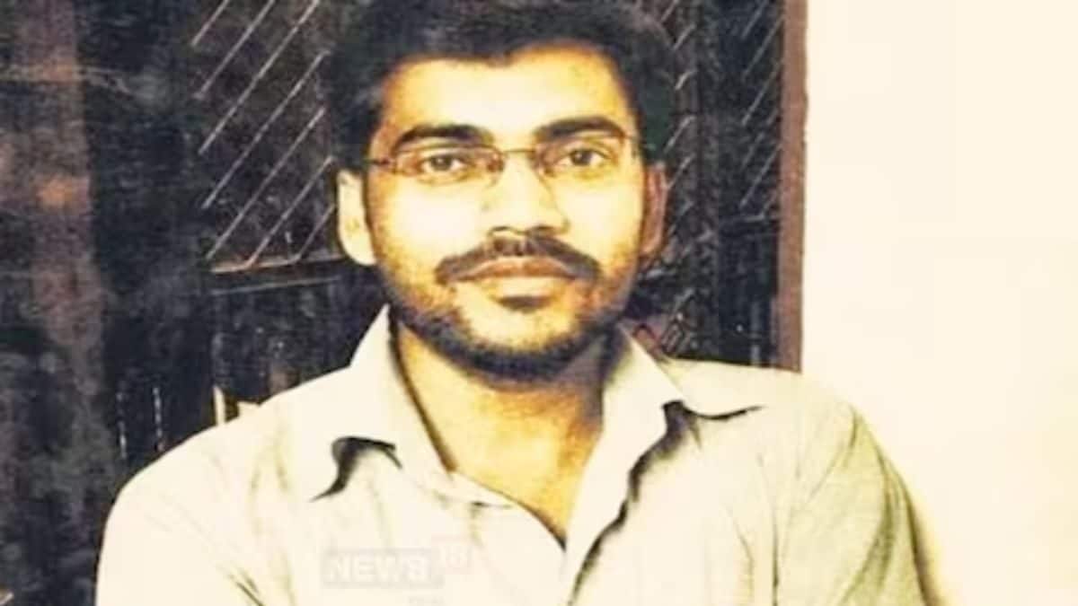 Meet IAS Nirish Rajput, Who Fought All Odds And Studied On His Own To ...