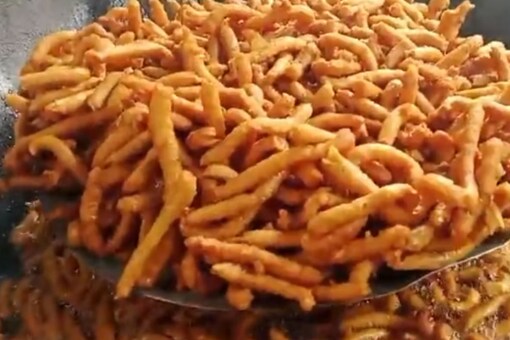 This Sweet Delicary In UP's Ballia Is Made From Flour And Jaggery ...