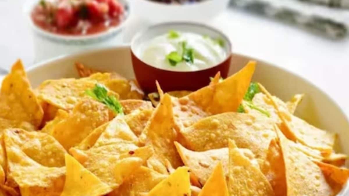 Want To Have Homemade Crispy Nachos As Evening Snack? Try This Easy ...