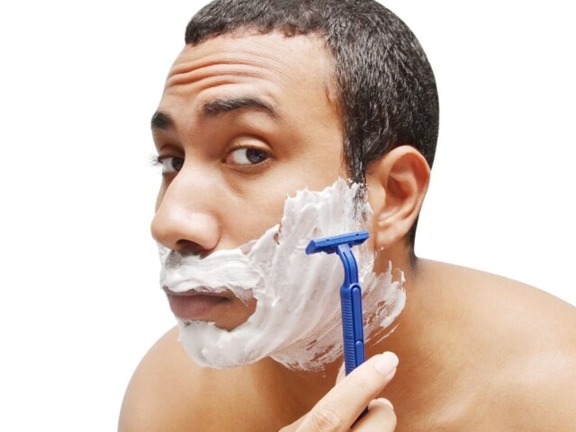 4 Common Mistakes Men Make While Shaving - News18