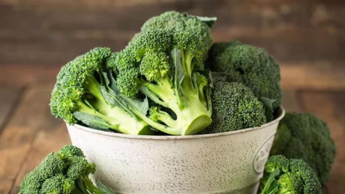 Broccoli To Garlic, Add These 5 Immunity-boosting Foods To Your Winter Diet | Lifestyle News ...
