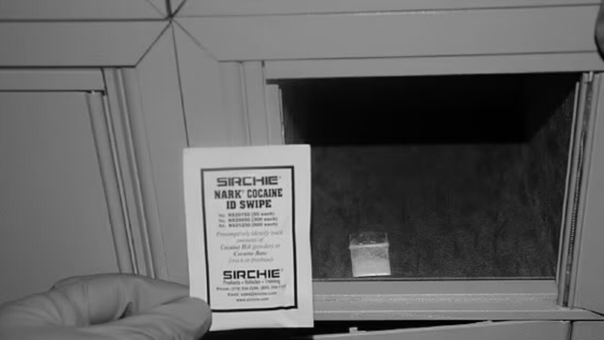 First Photos of White House Cocaine Revealed as Mysterious Case Remains ...