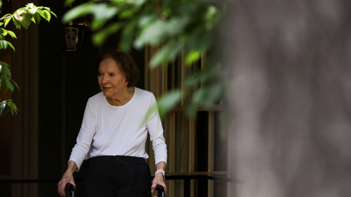 Former US First Lady Rosalynn Carter Dies at 96 | World News - News18