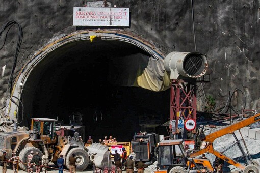 Uttarkashi Tunnel Collapse: 41 Trapped Workers, 12 Days, 5 Rescue Plans, 3 Obstacles | A ...