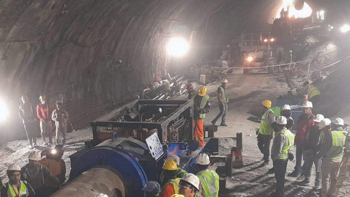 Uttarkashi Tunnel Collapse: Rescue Op Halted Again As Auger Machine ...