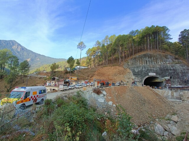 Uttarkashi Tunnel Collapse: Rescue Efforts Enter Day 3, Officials Hope ...