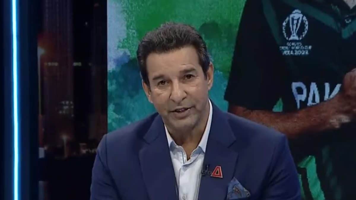 'Beizatti Apni Toh Karani Hai...': Wasim Akram Reacts After Hasan Raza ...