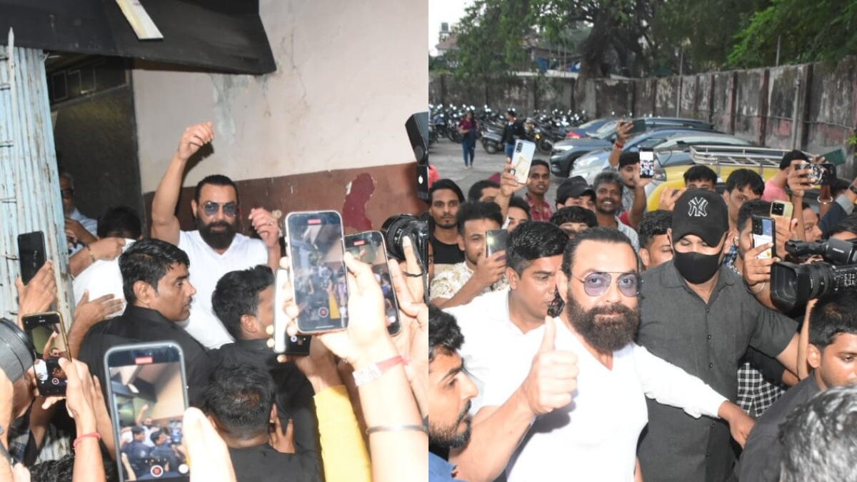 Animal: Bobby Deol MOBBED By Ecstatic Fans As He Visits Mumbai Theatre ...
