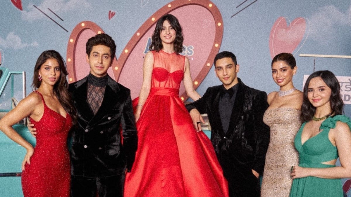 Suhana Khan Shares Photos From The Archie’s Premiere, Says She’s ...