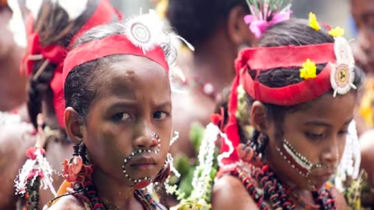 In Philippines, This Tribe Allows Boys To Have Multiple Partners Before ...