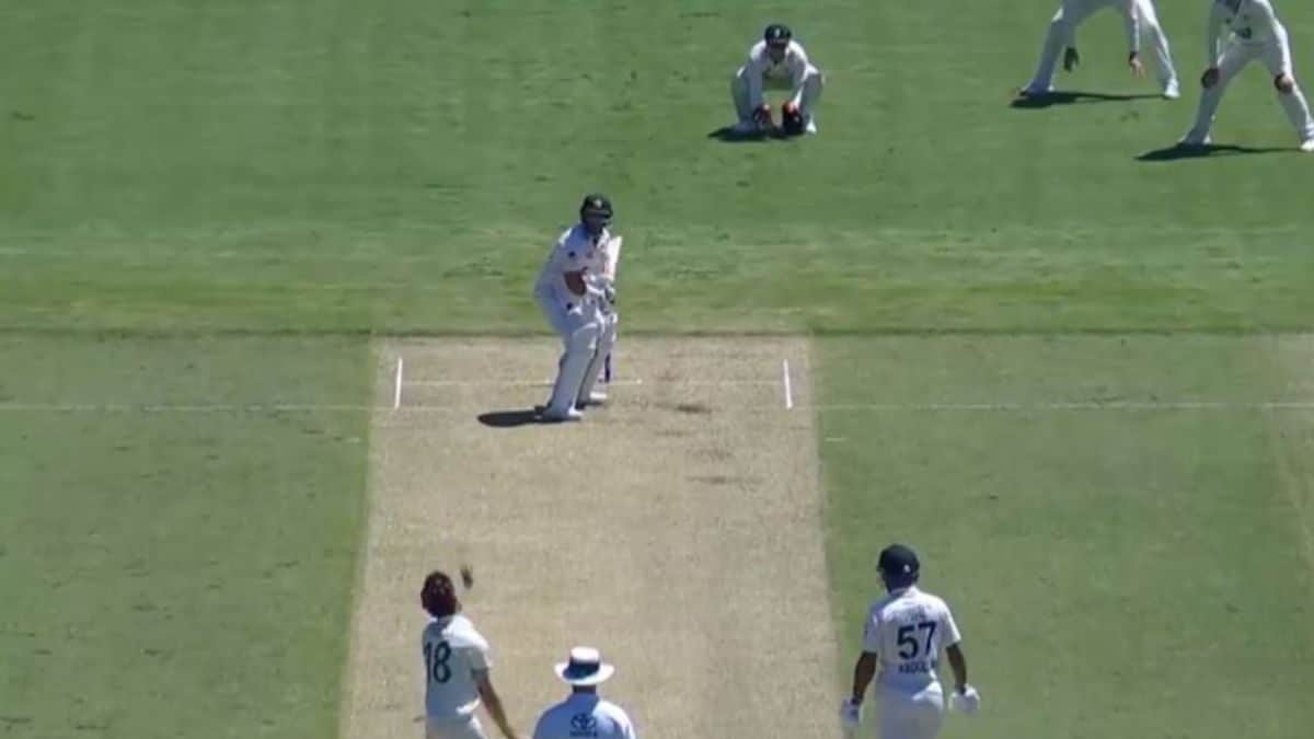 WATCH: Uncapped Jordan Buckingham Sets Up Imam-ul-Haq to Get Him Caught Behind | Cricket News ...